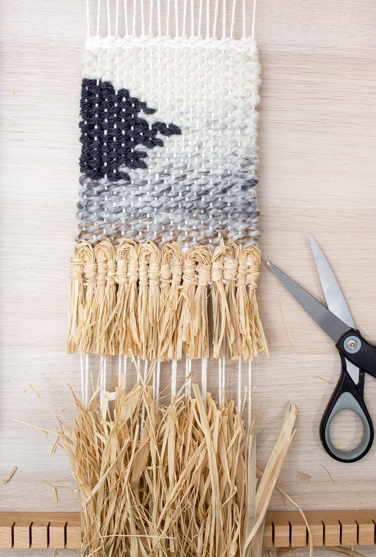 DIY Raffia Fringe Weaving Experiment - A Pretty Fix