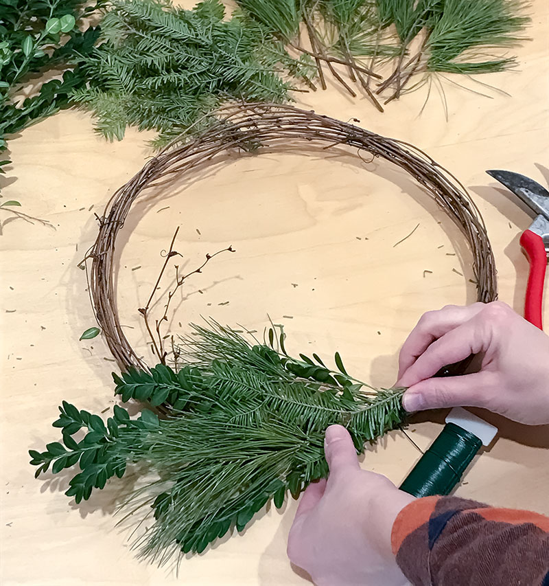 How To Make A Basic Fresh Winter Wreath - A Pretty Fix