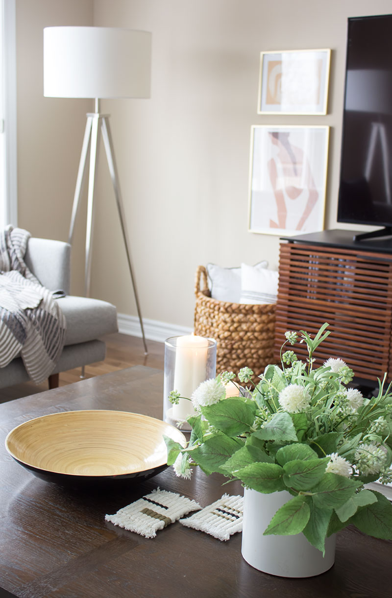 Simple Spring Home Style Updates - A Pretty Fix
