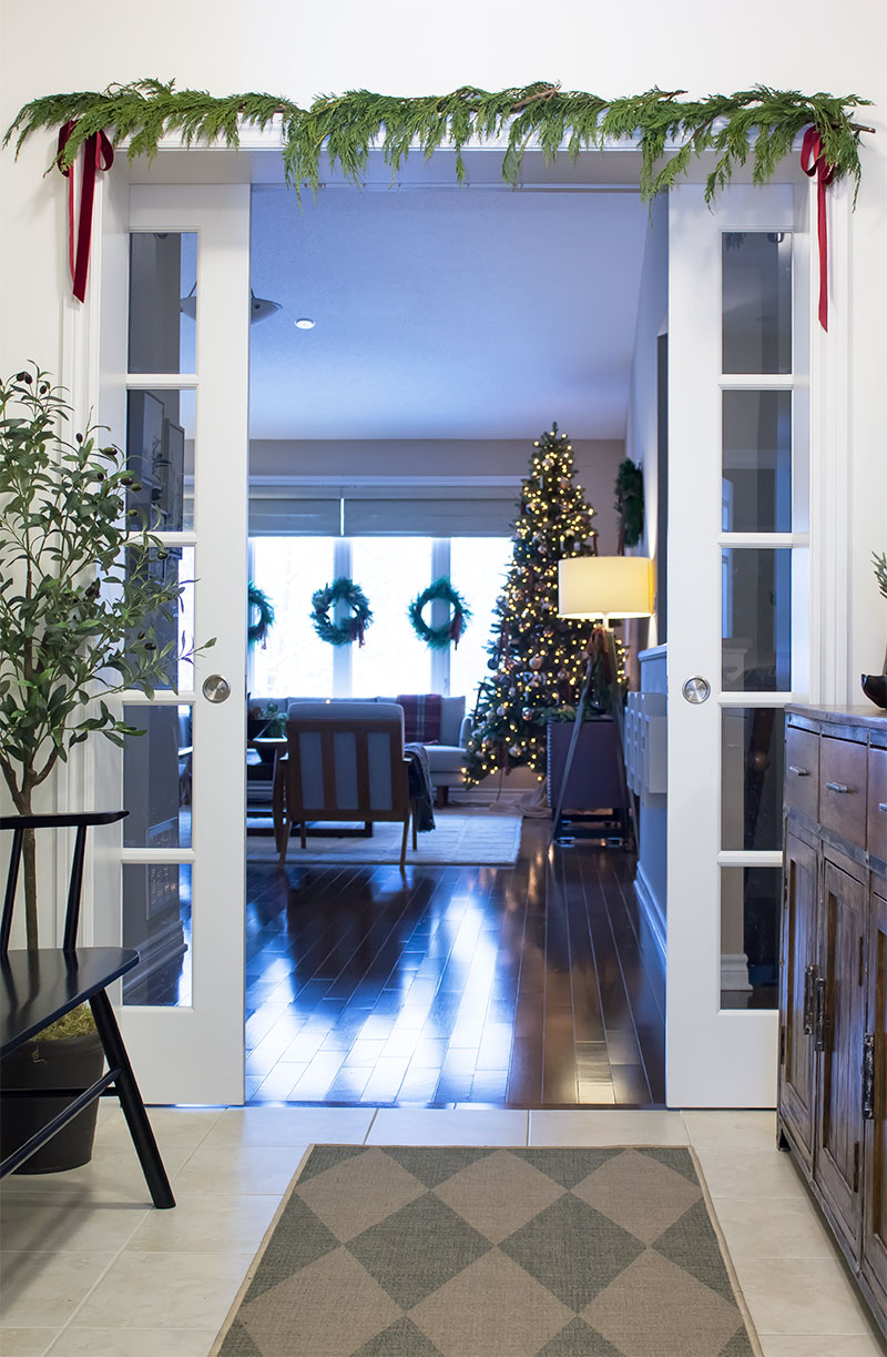 Modern Classic Christmas Home Tour - A Pretty Fix