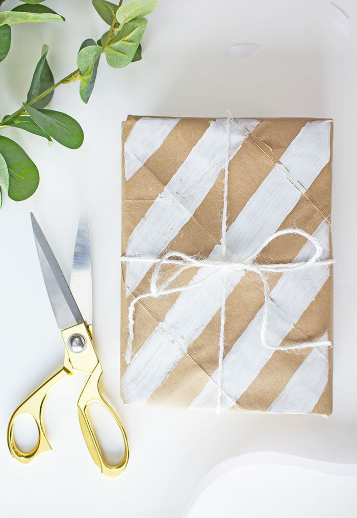 Four Simple Brown Paper Gift Wrap Ideas - A Pretty Fix