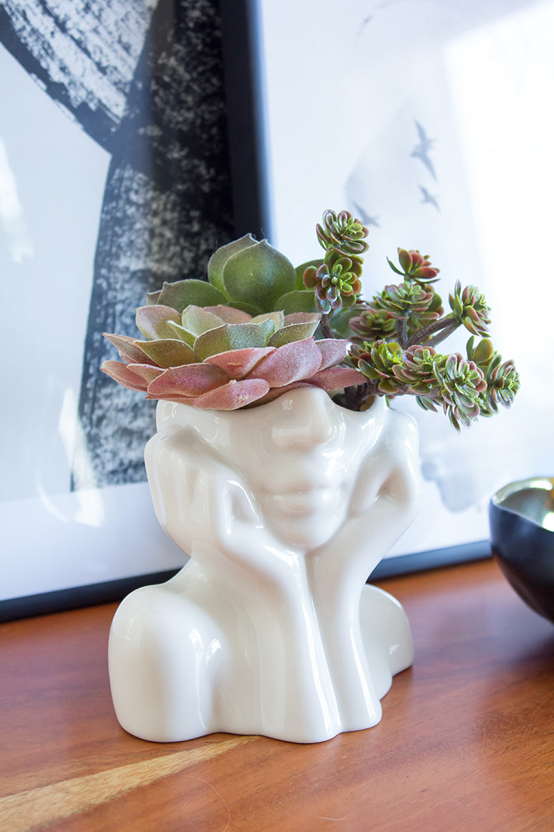 20+ Affordable Modern Vases That Every 'Cool' Girl (or Guy) Can Own - A ...
